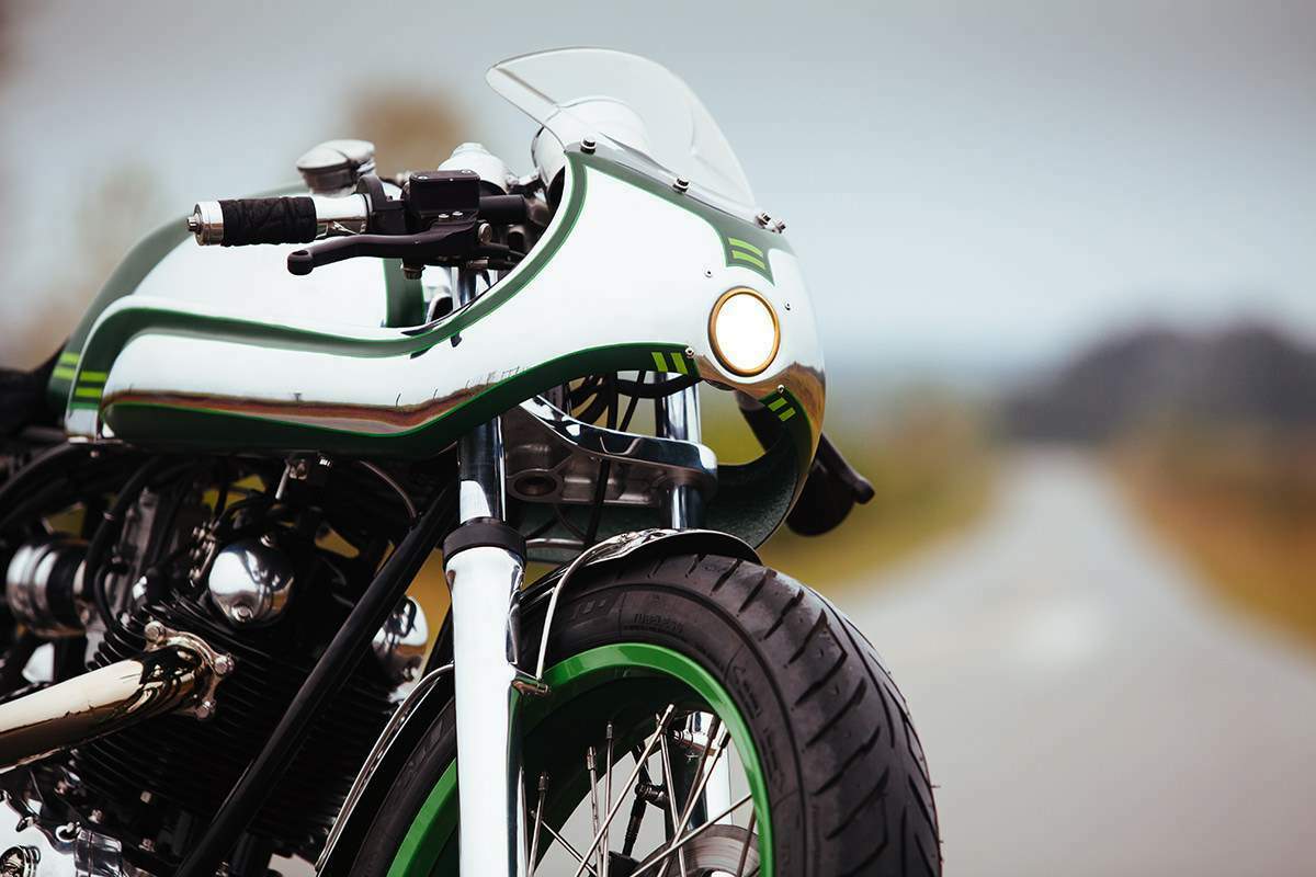 Norton Commando 750 Misty Green by Fuller