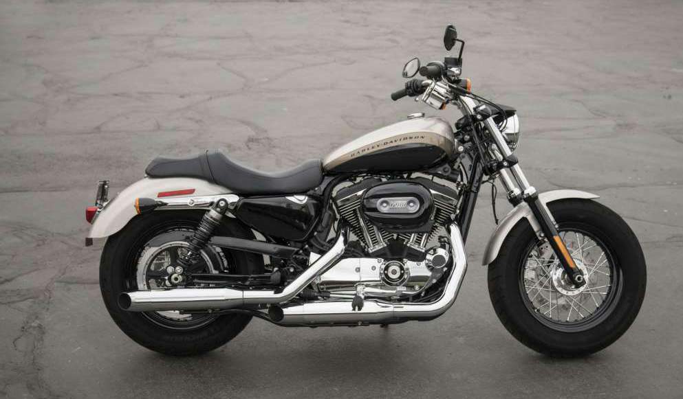 Harley Davidson XL 1200C Sportster Custom 105th Anniversary Edition
