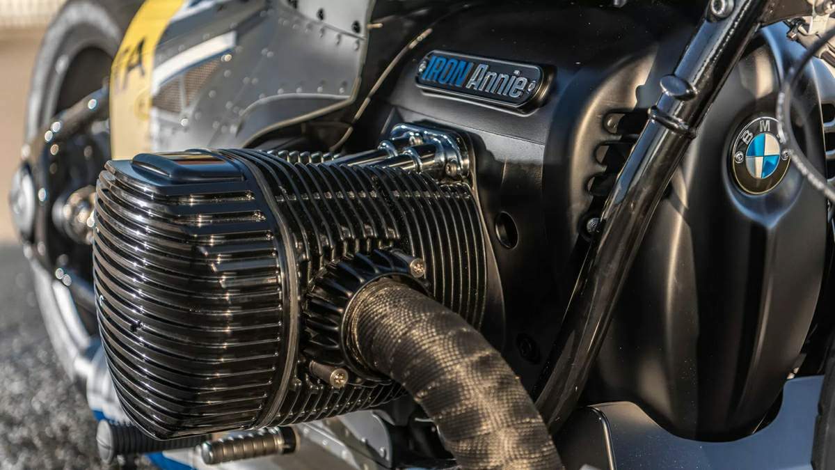 BMW R 18 IRON ANNIE by VTR Customs